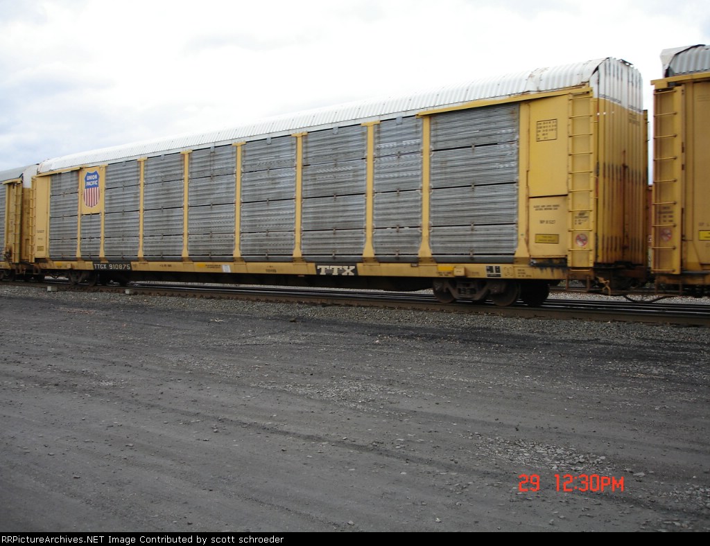 TTGX 910875 (UP) Autorack WB